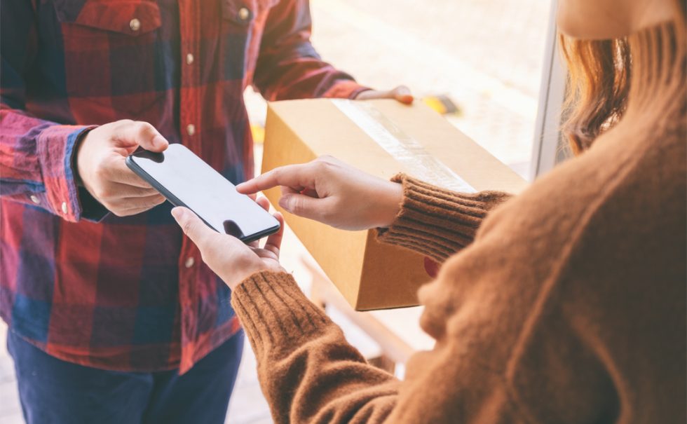 UK Domestic Express Parcel Carriers Digest 2020 • Triangle